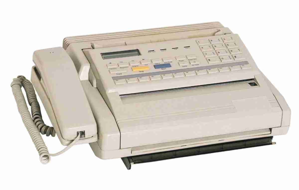 18 Ways 80s Babies Used Social Media In The 80s