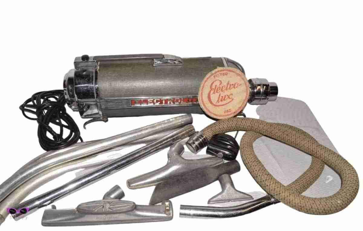 Old Vacuum Cleaners: An Overview Of The Most Popular Models