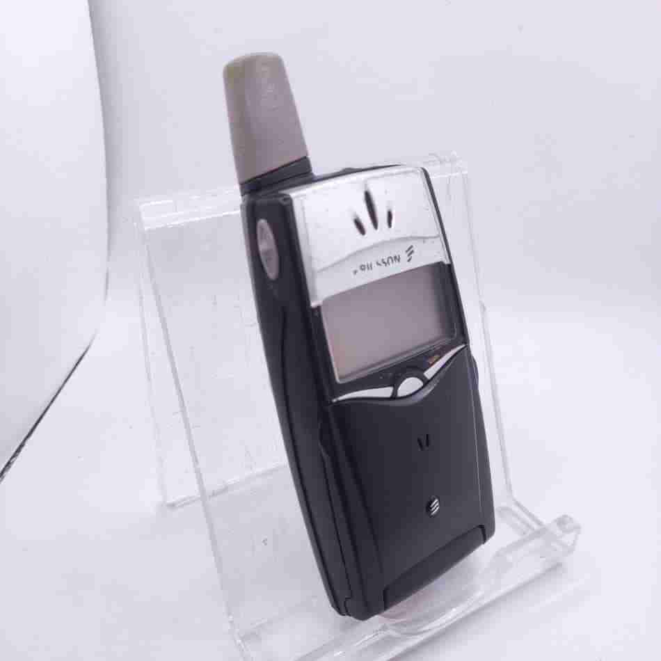 The history of the first Cell Phone to now having a Smartphone