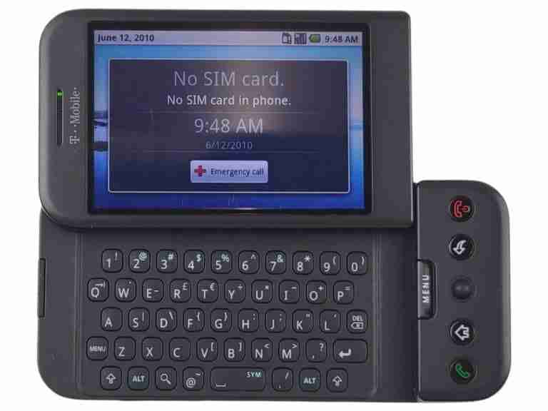 The history of the first Cell Phone to now having a Smartphone